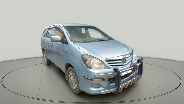 Used 2011 Toyota Innova 2.5 G4 8 STR | Verified Sellers - CARS24