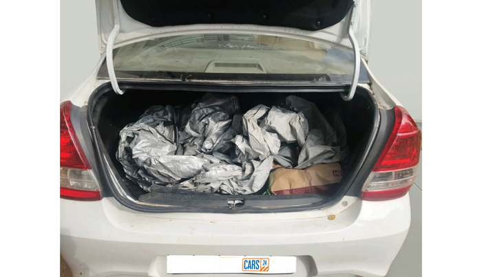 Used 2014 Toyota Etios GD Manual | CARS24