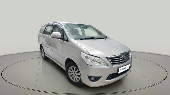 Used 2012 Toyota Innova 2.5 VX 8 STR Manual | Cars24