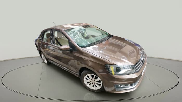 Used 2015 Volkswagen Vento HIGHLINE 1.2 TSI AT Automatic | Cars24