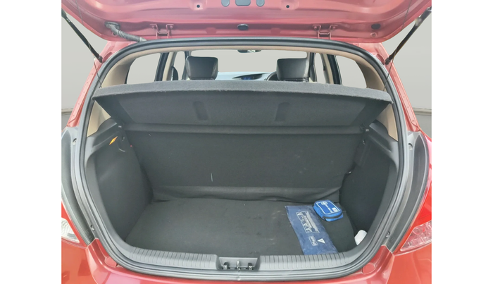 Used 2013 Hyundai i20 MAGNA (O) 1.2 Manual | CARS24