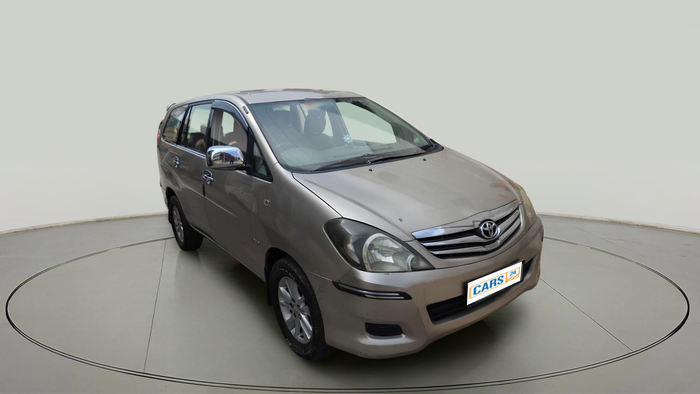 Used 2011 Toyota Innova V 2.5 7 STR Manual | CARS24