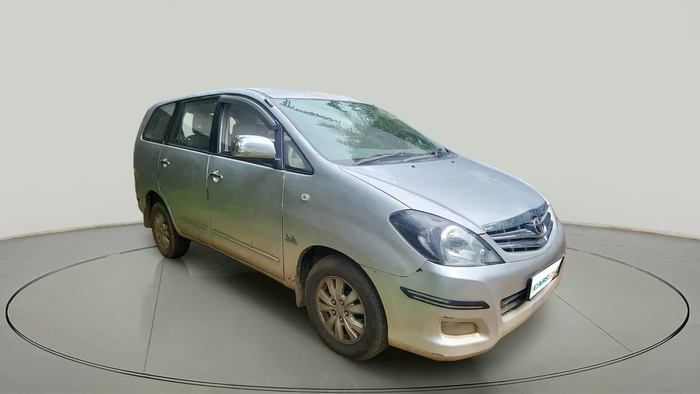 Used 2010 Toyota Innova V 2.5 7 STR Manual | CARS24