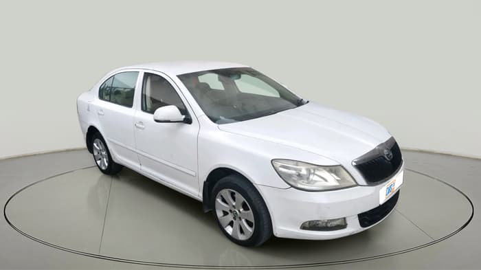 Used 2010 Skoda Laura ELEGANCE 2.0 TDI CR AT Automatic | Cars24