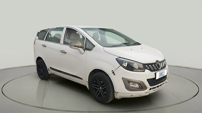 Used 2019 Mahindra MARAZZO M2 8 STR Manual | Cars24