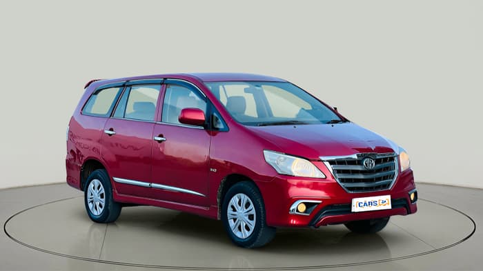 Used 2011 Toyota Innova 2.5 G4 8 STR Manual | Cars24