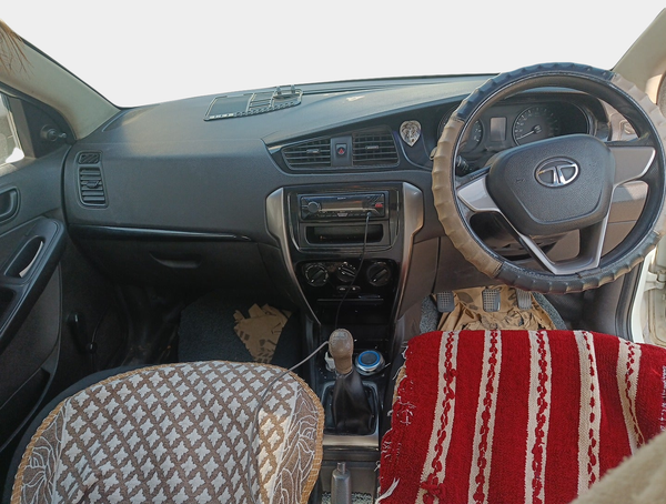 tata bolt interior