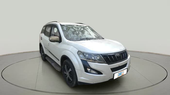Used 2016 Mahindra XUV500 W6 Manual | Cars24