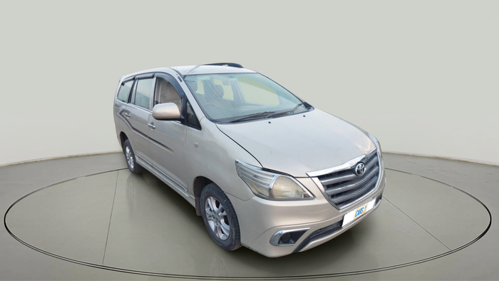 Used 2012 Toyota Innova 2.5 GX 7 STR | Verified Sellers - CARS24