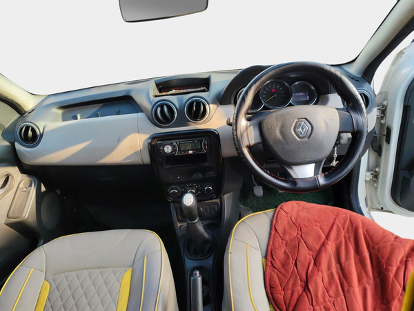 renault duster interior 2015