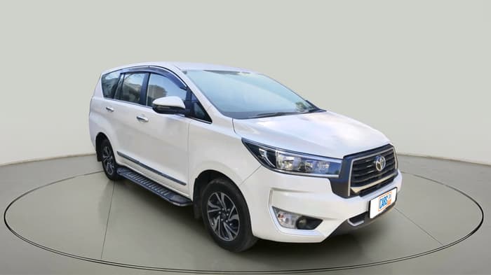 Used 2024 Toyota Innova Crysta GX Plus 8 STR Manual | Cars24