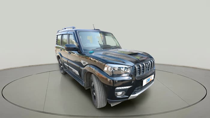 Used 2024 Mahindra SCORPIO CLASSIC S11 7STR Manual | Cars24