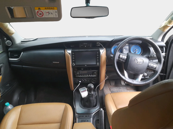 fortuner 4x4 automatic interior