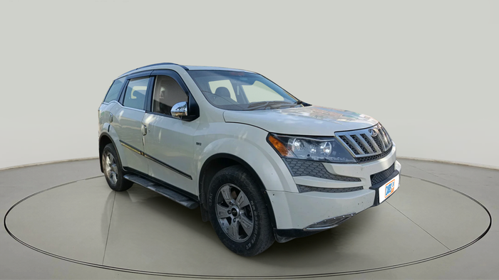Used 2013 Mahindra XUV500 W8 Manual | CARS24