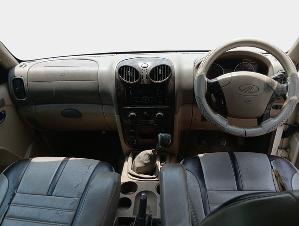 scorpio interior old