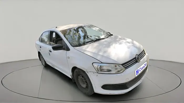 Used 2012 Volkswagen Vento TRENDLINE DIESEL 1.6 Manual | Cars24