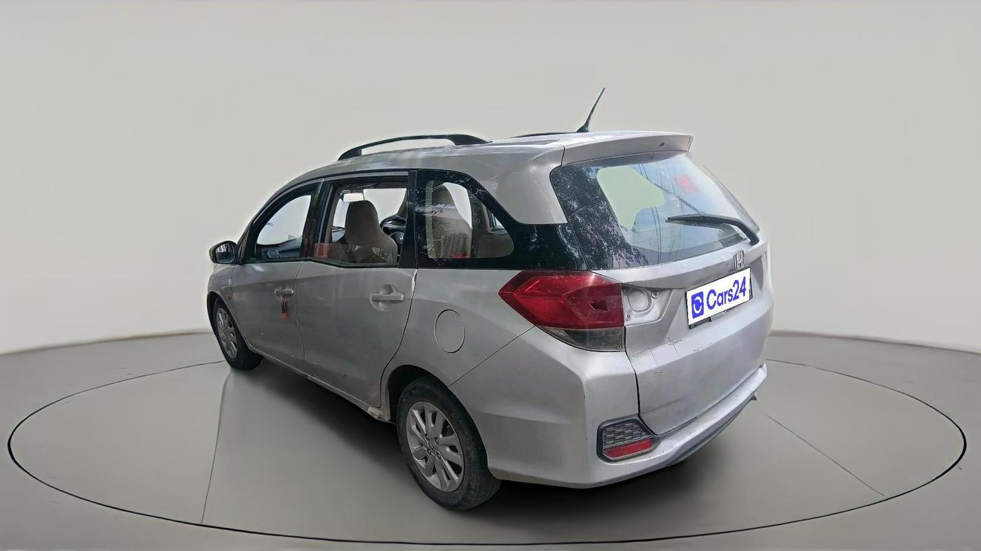 Used 2014 Honda Mobilio 1.5L I-DTEC V Manual | Cars24